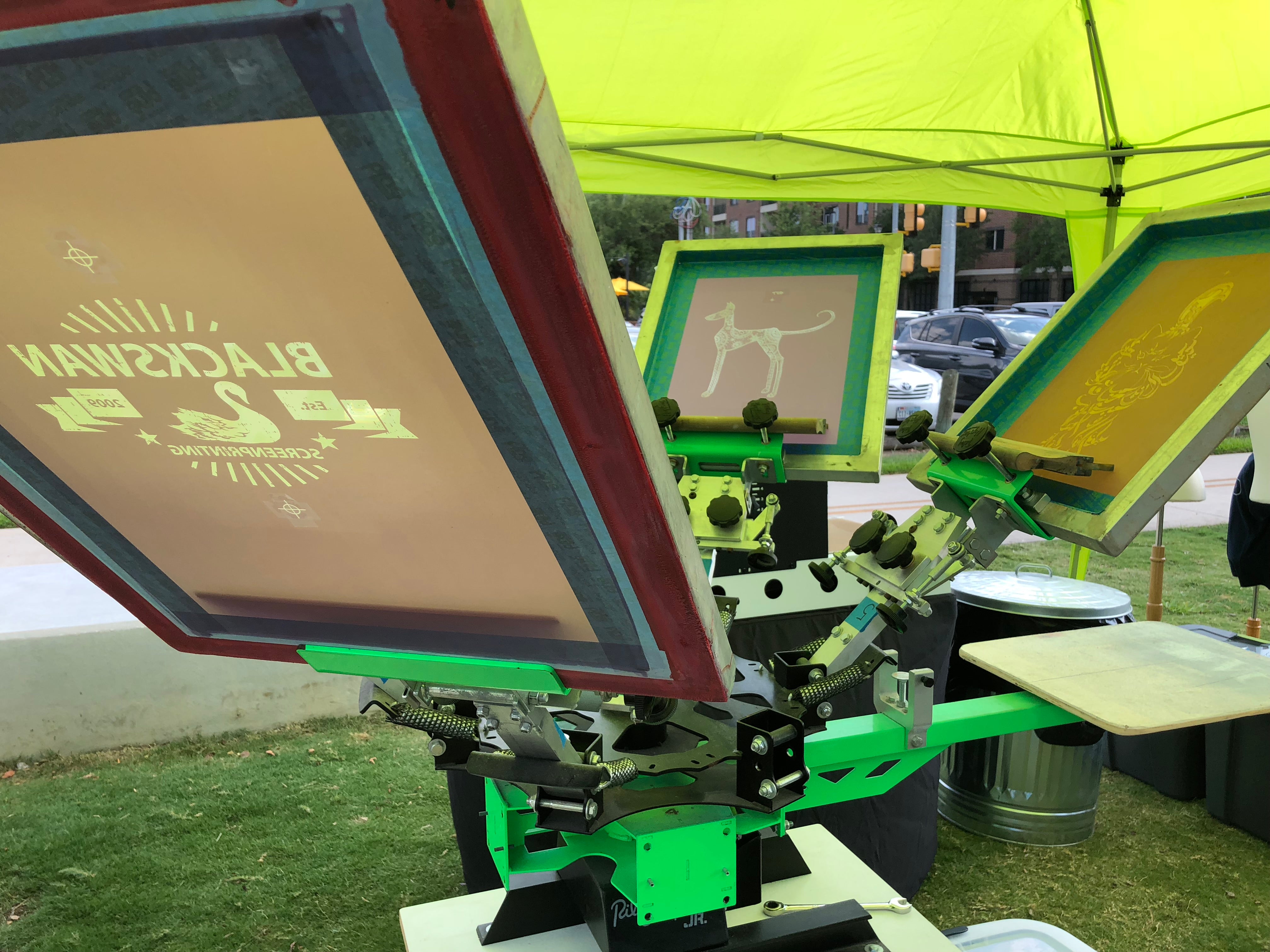 Mobile Printing – blackswanscreenprinting